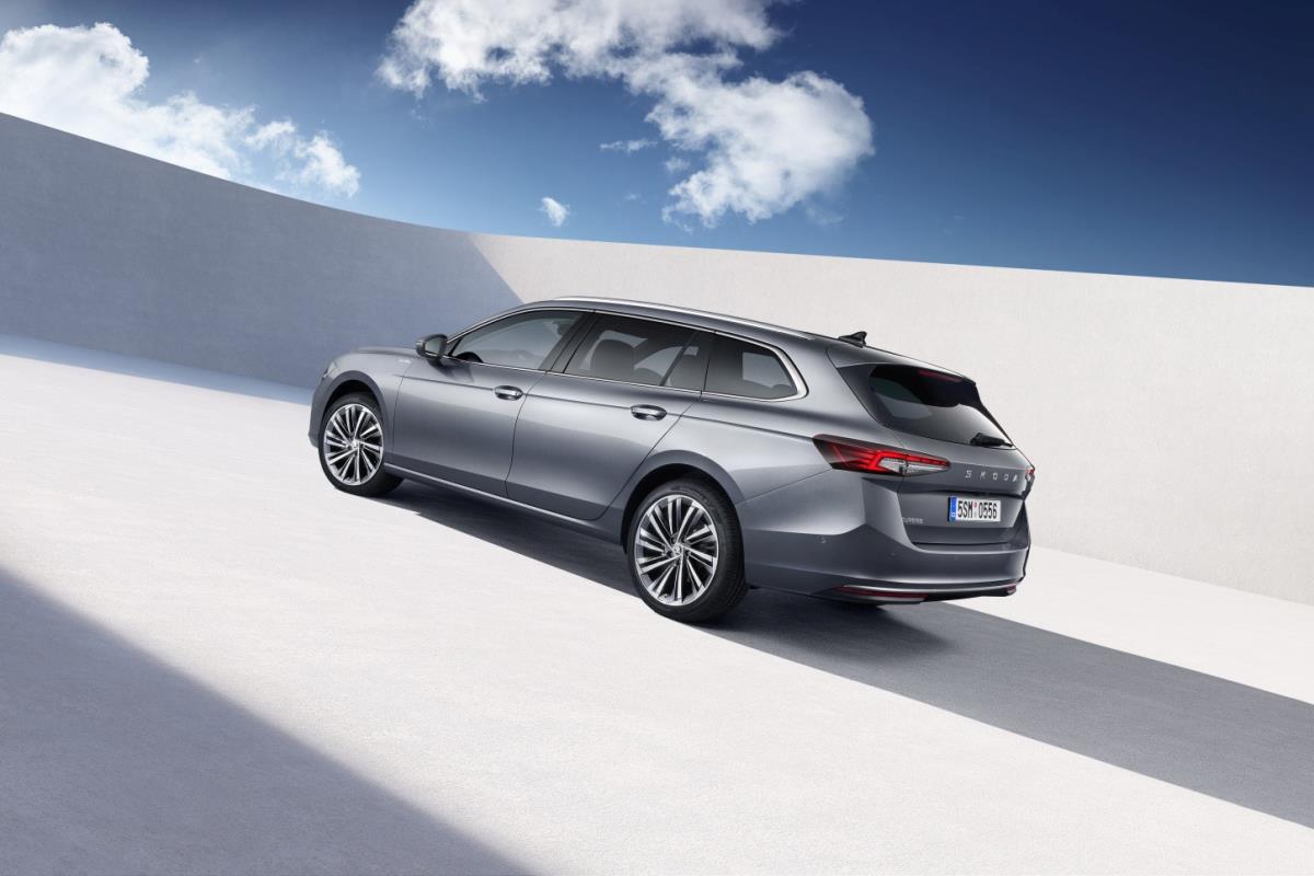 2025 Skoda Superb Phev Modelleri, Fiyatları ve Kampanyaları - Skoda Superb Phev Teklifi Al