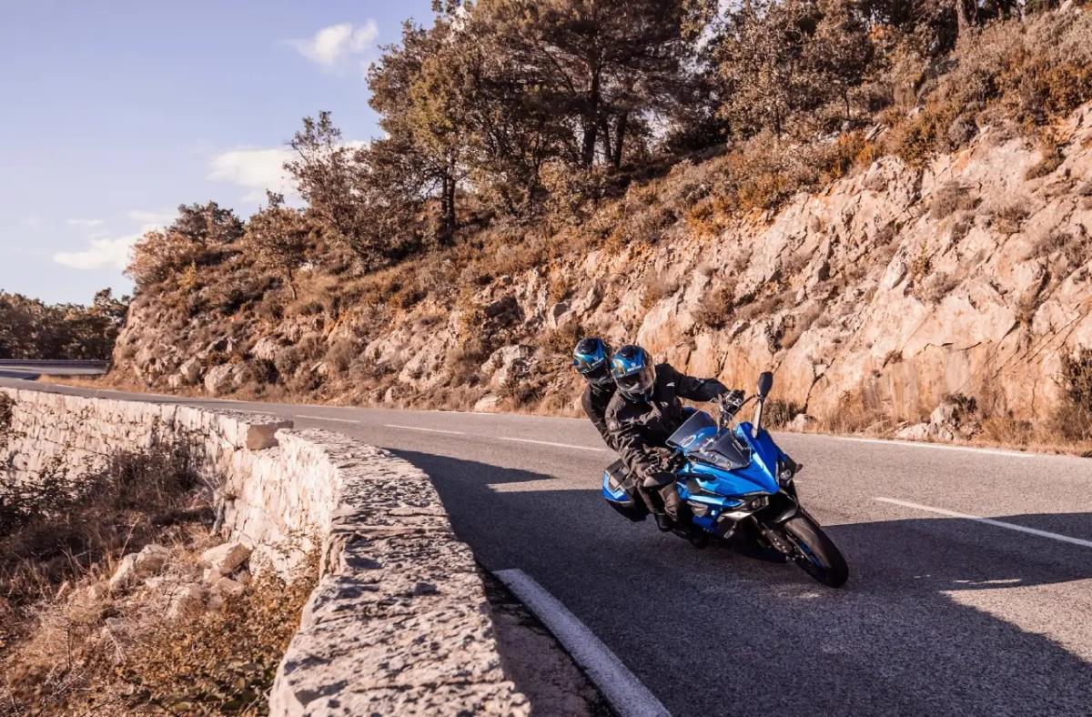 2025 Suzuki Motor GSX S1000GT Motosiklet Modelleri ve Fiyatları - Suzuki Motor Motor Teklifi Al